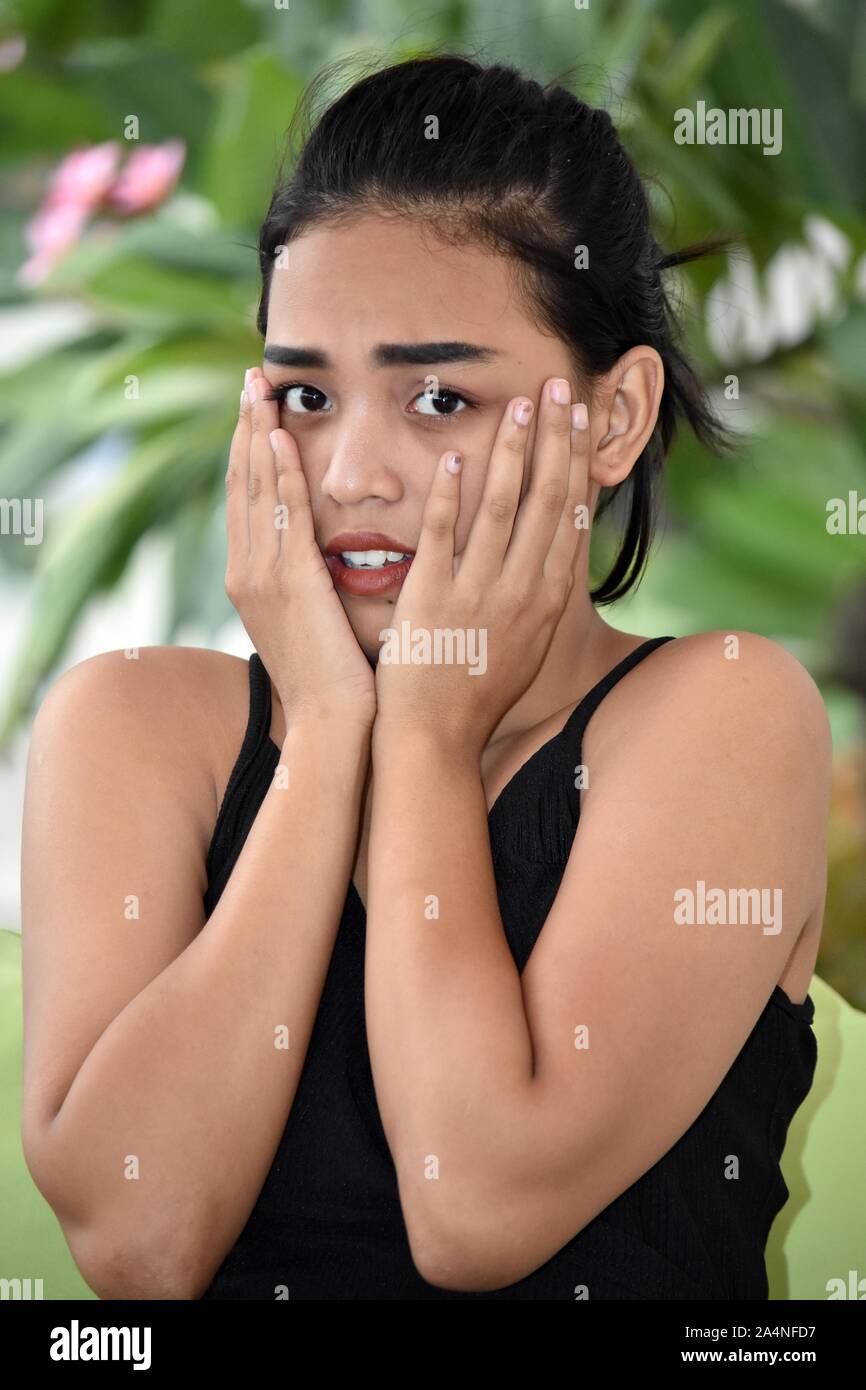 Teenage female afraid hi-res stock photography and images - Alamy