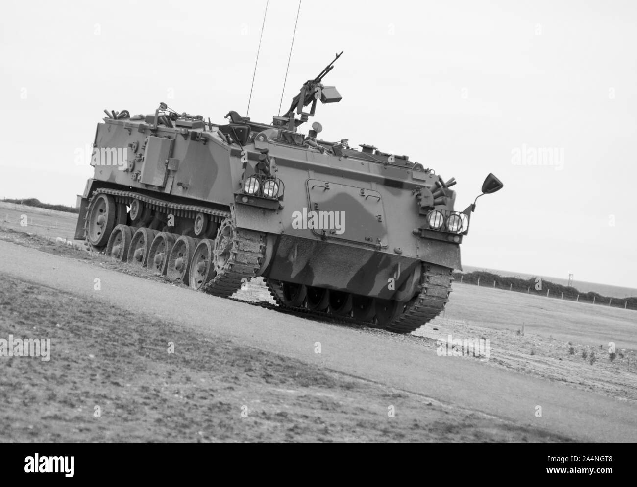 British army armoured personnel carrier hi-res stock photography and ...