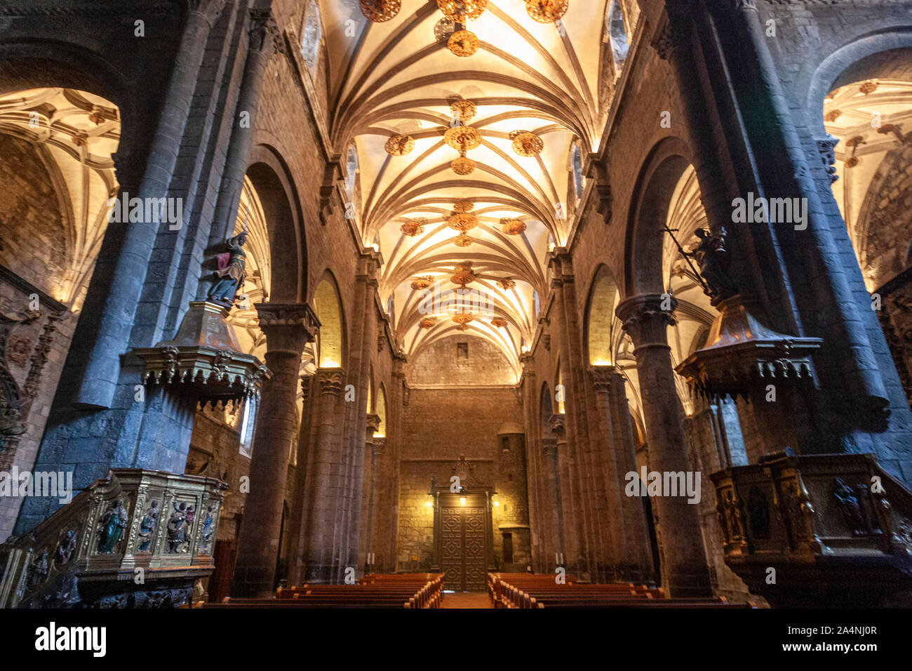 Pulpit and vaulted ceiling in Nave and arches in Jaca Cathedral, Jaca ...