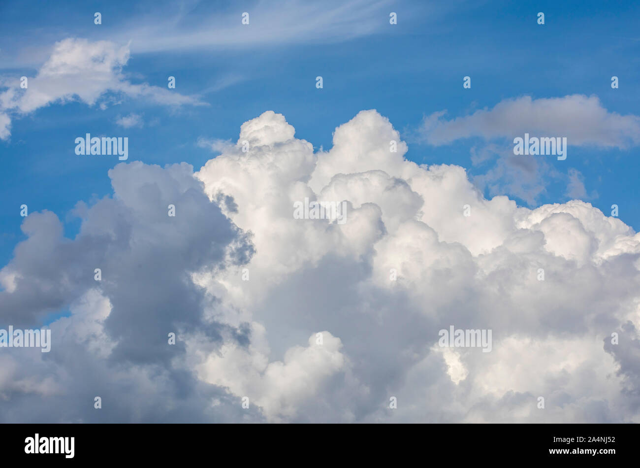 Cloud picture hi-res stock photography and images - Alamy