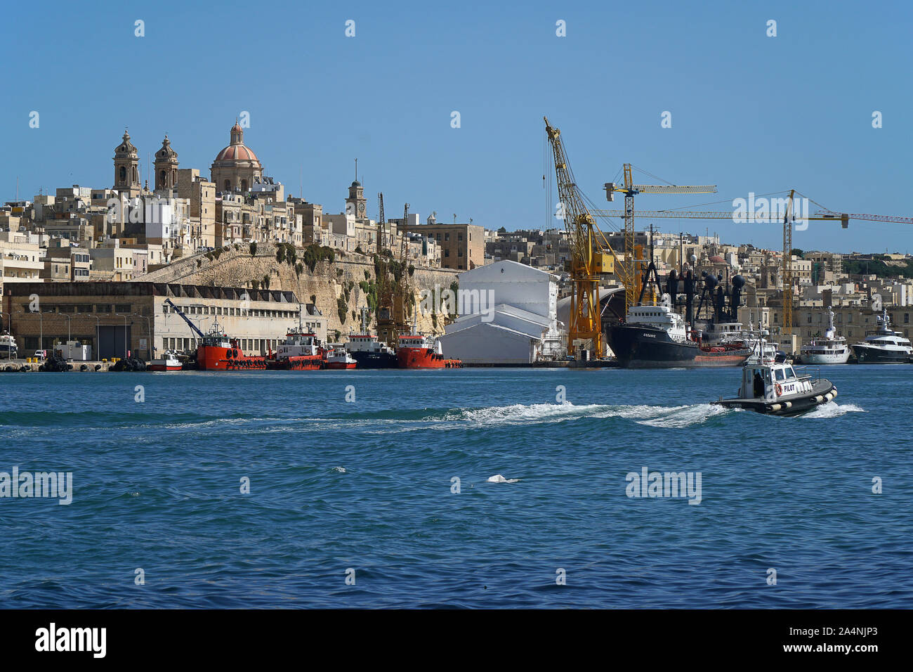 The Grand Harbour at Valletta, Malta Stock Photo - Alamy