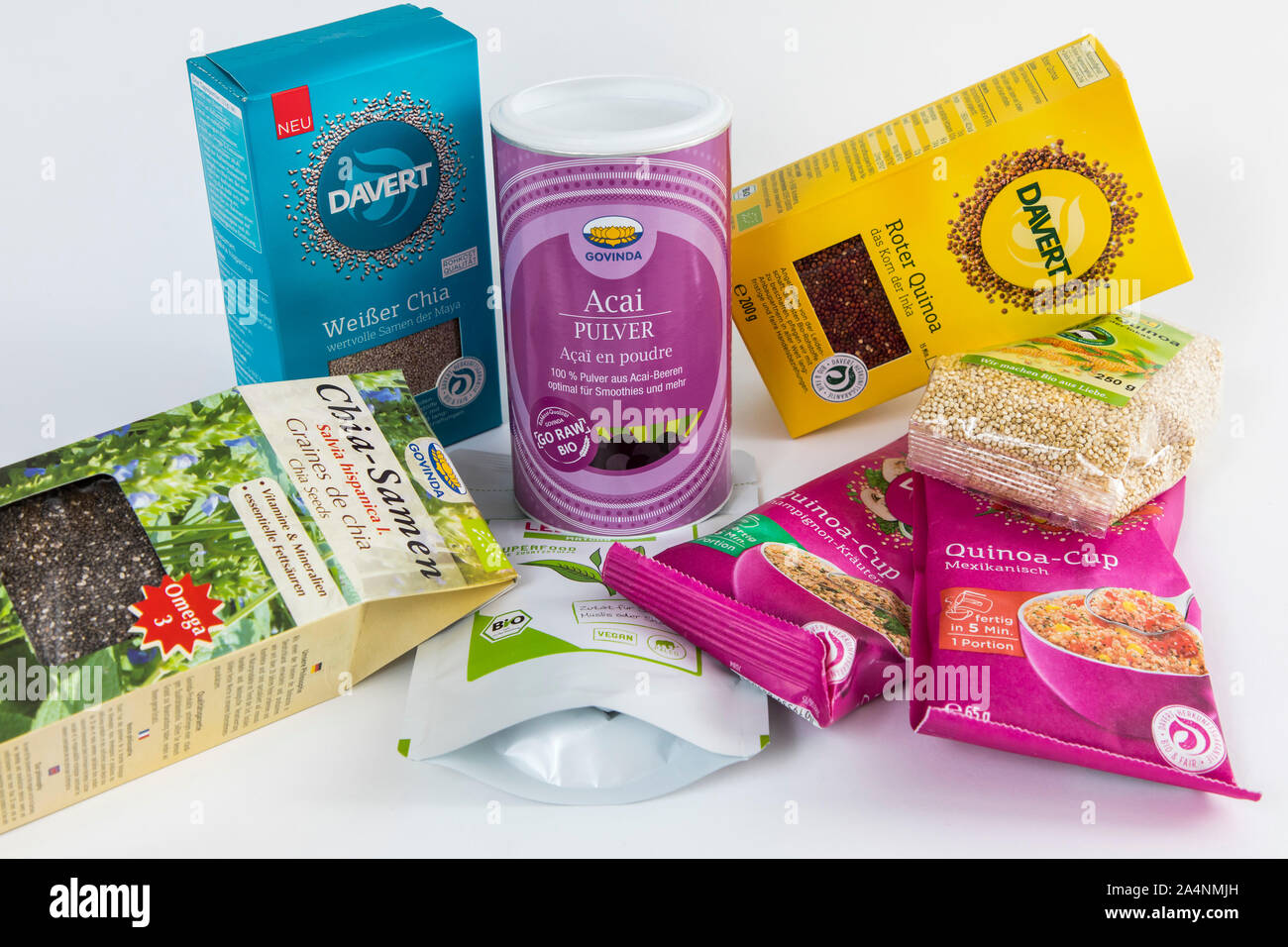 Superfood powder hi-res stock photography and images - Alamy