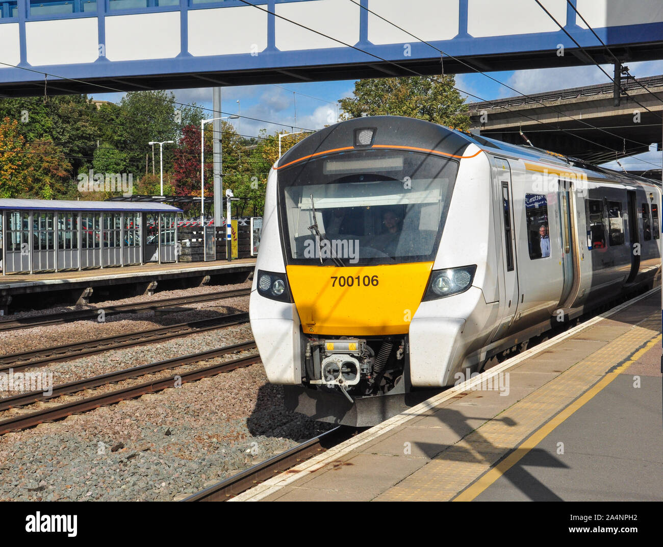 Southbound class 700 EMU stops at Huntingdon, Cambridgeshire, England ...
