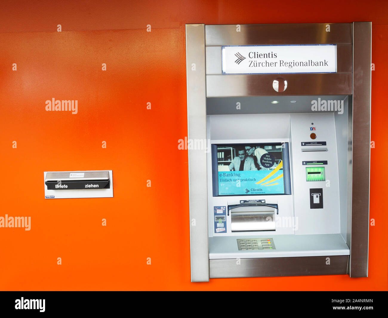 Geldautomat hi-res stock photography and images - Alamy