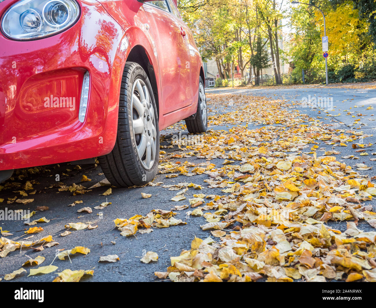 Road accident because of rain hi-res stock photography and images - Alamy