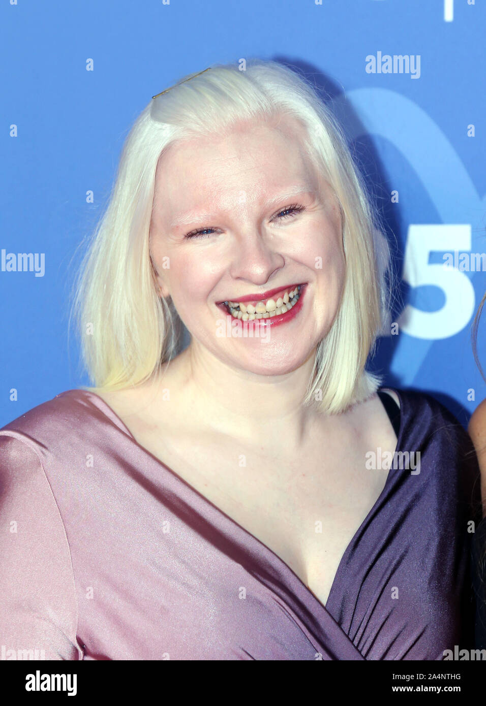 Kelly Guide's Instagram, Twitter & Facebook on IDCrawl