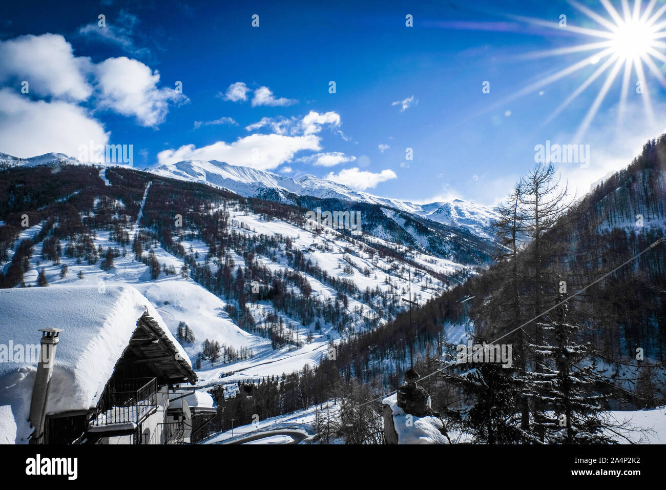 Cold desert mountains hi-res stock photography and images - Alamy