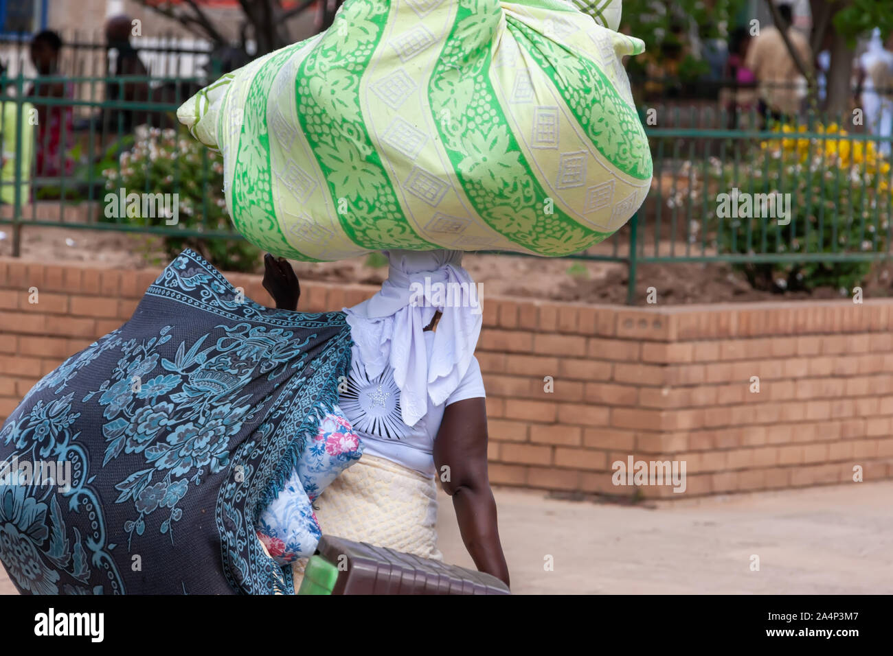 African homeless female adult black hi-res stock photography and images ...