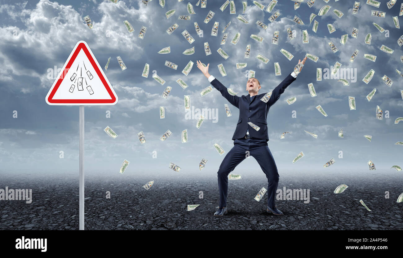 Falling bills hi-res stock photography and images - Alamy
