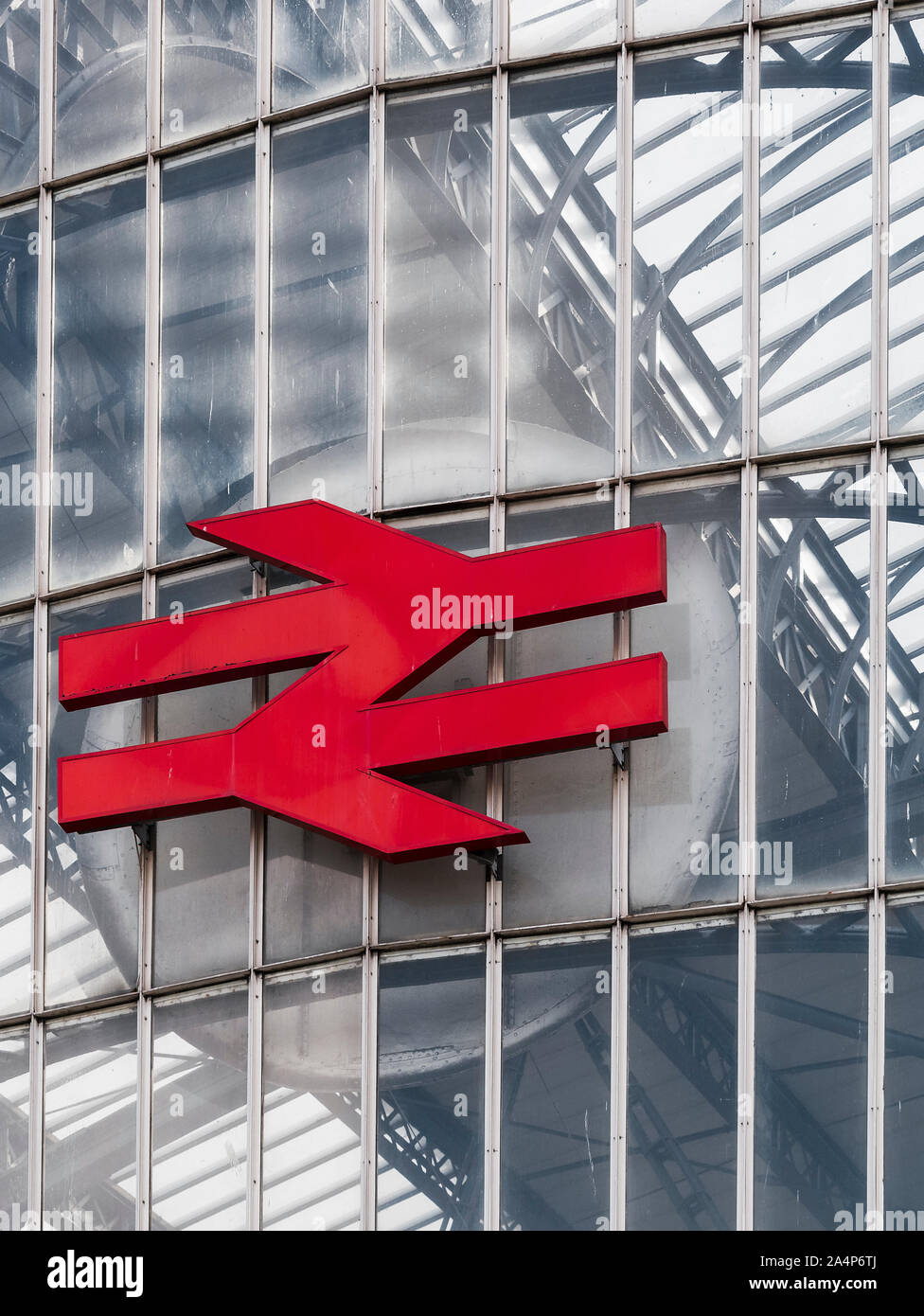National rail sign hi-res stock photography and images - Alamy