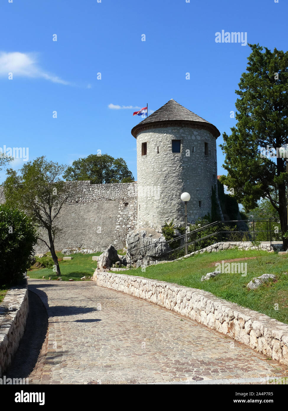 Gradina castle hi-res stock photography and images - Alamy