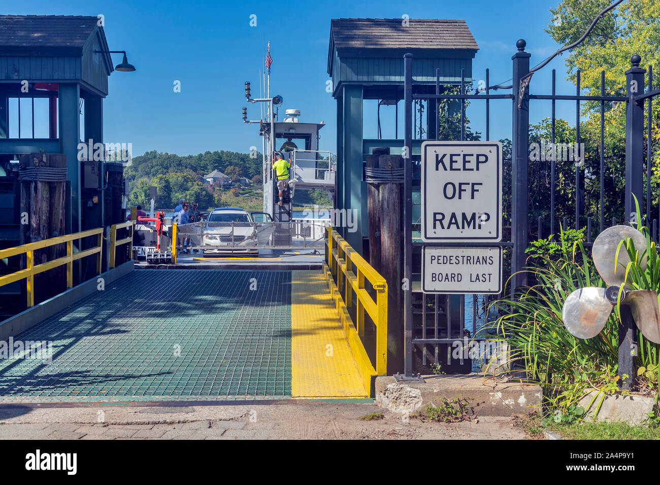 Chester–Hadlyme Ferry, Connecticut , USA Stock Photo - Alamy