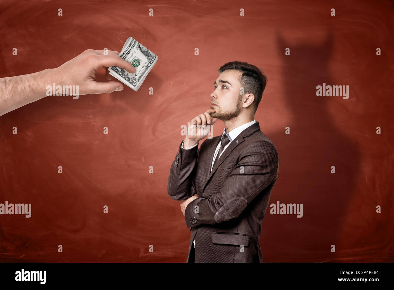 Cast a giant shadow hi-res stock photography and images - Alamy