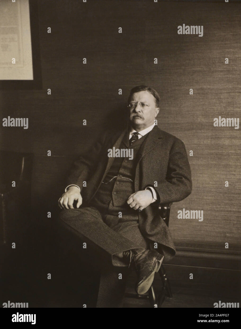 Theodore roosevelt 1912 hi-res stock photography and images - Alamy