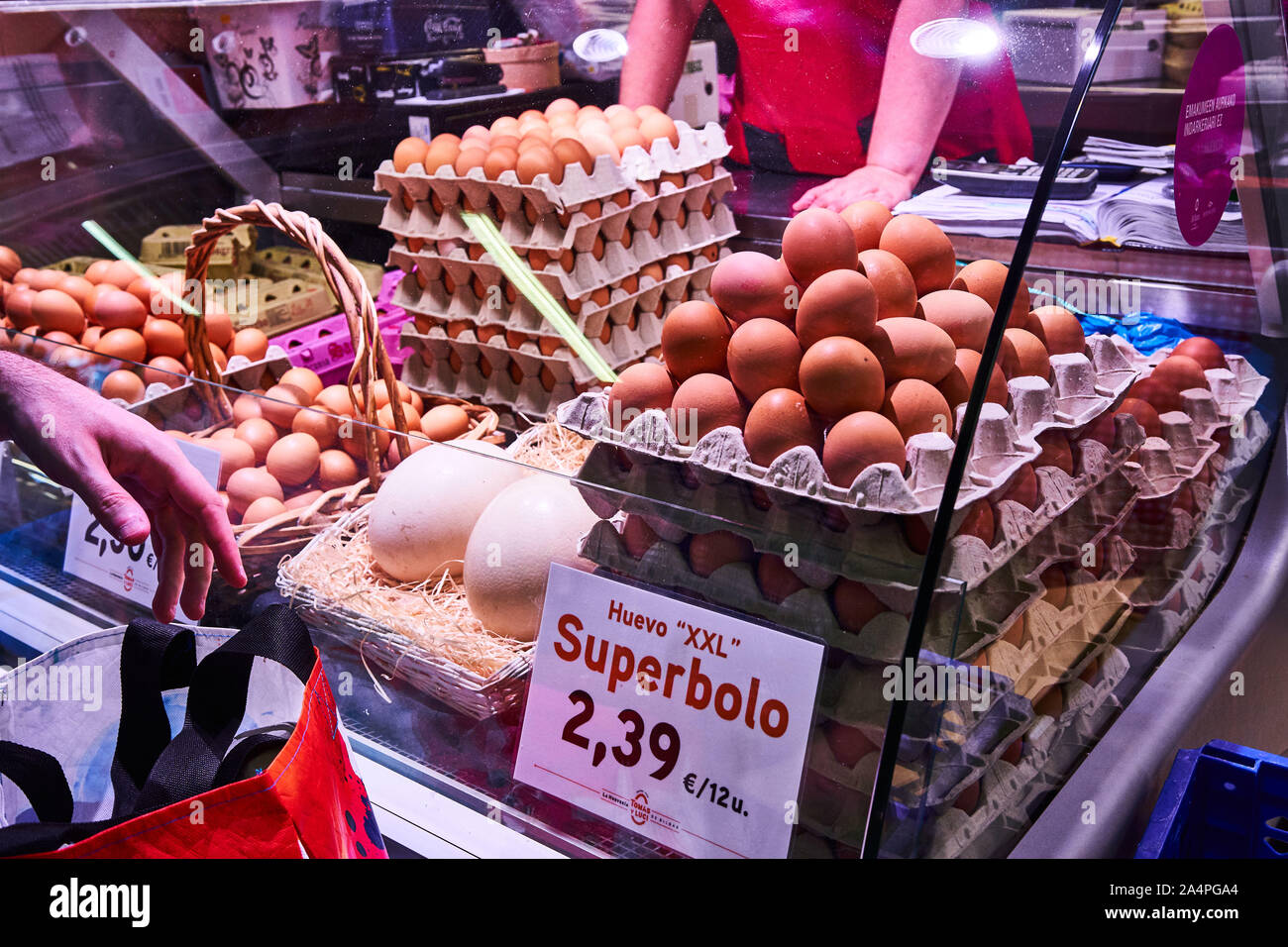 A market stall selling eggs in Spain Stock Photo - Alamy
