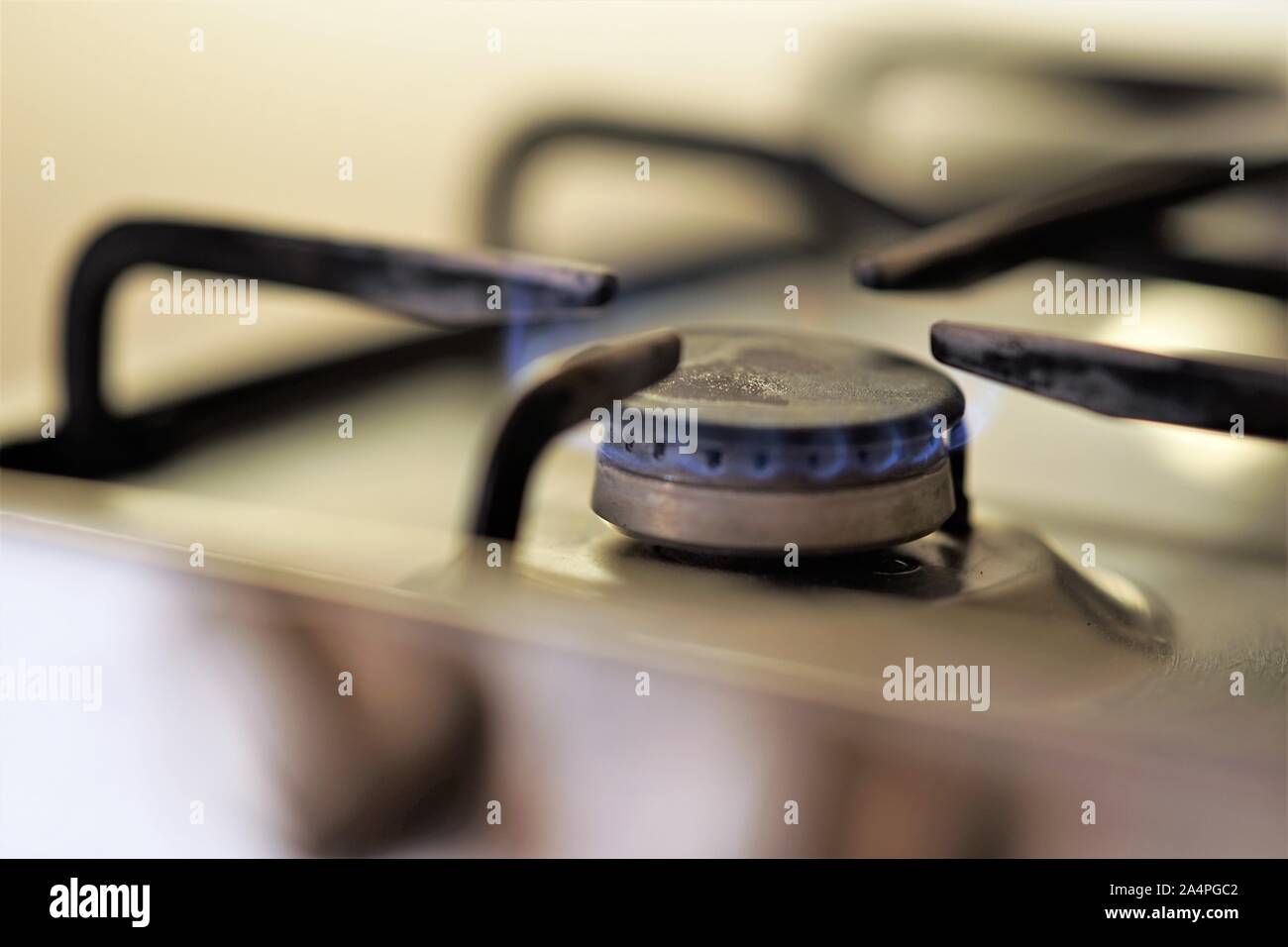 Old gas stove hi-res stock photography and images - Alamy