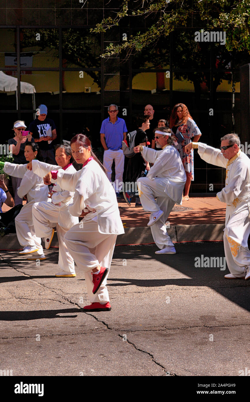 Tai Chi Group High Resolution Stock Photography and Images - Alamy