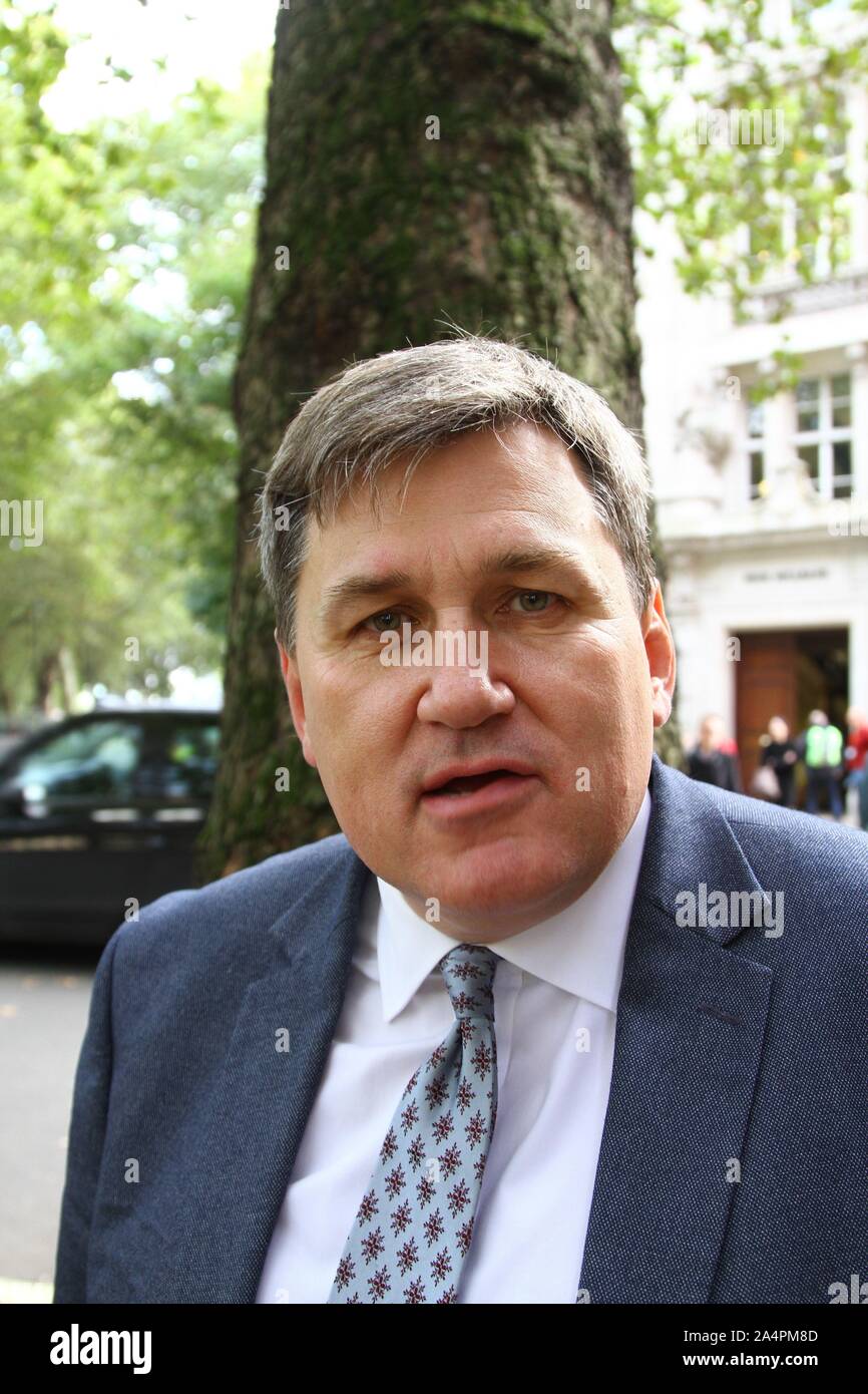 Conservative mp for north west hampshire hi-res stock photography and ...