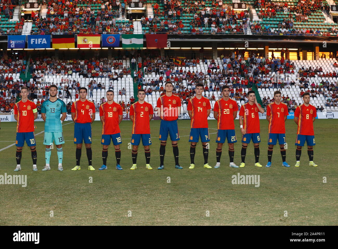 Spain u21 international football team hi-res stock photography and ...
