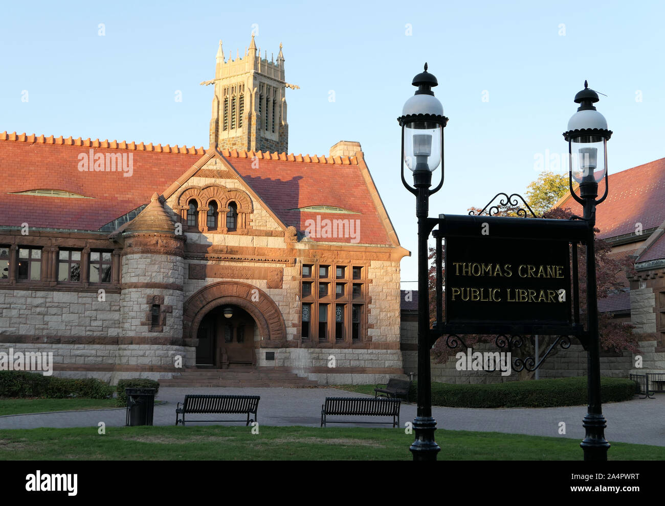 Boston public library statue hi-res stock photography and images - Alamy