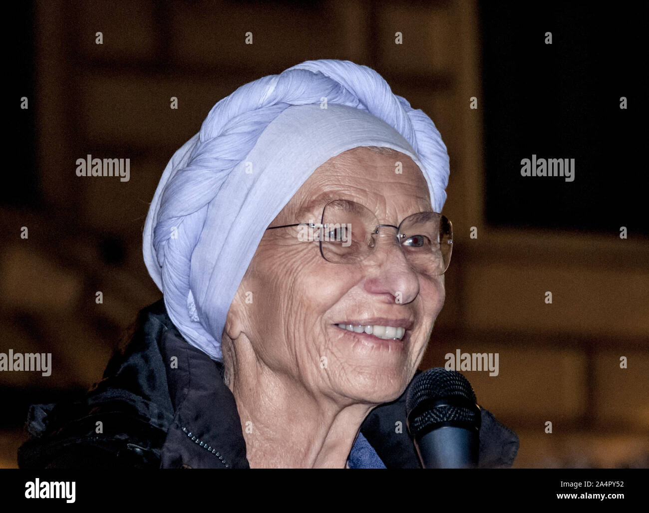 Emma zingaretti hi-res stock photography and images - Alamy