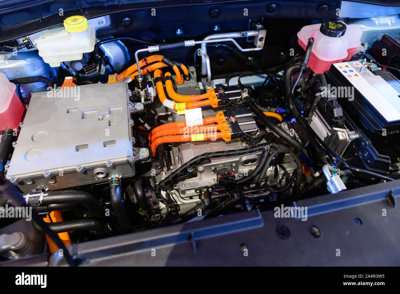 Electric car engine hi-res stock photography and images - Alamy