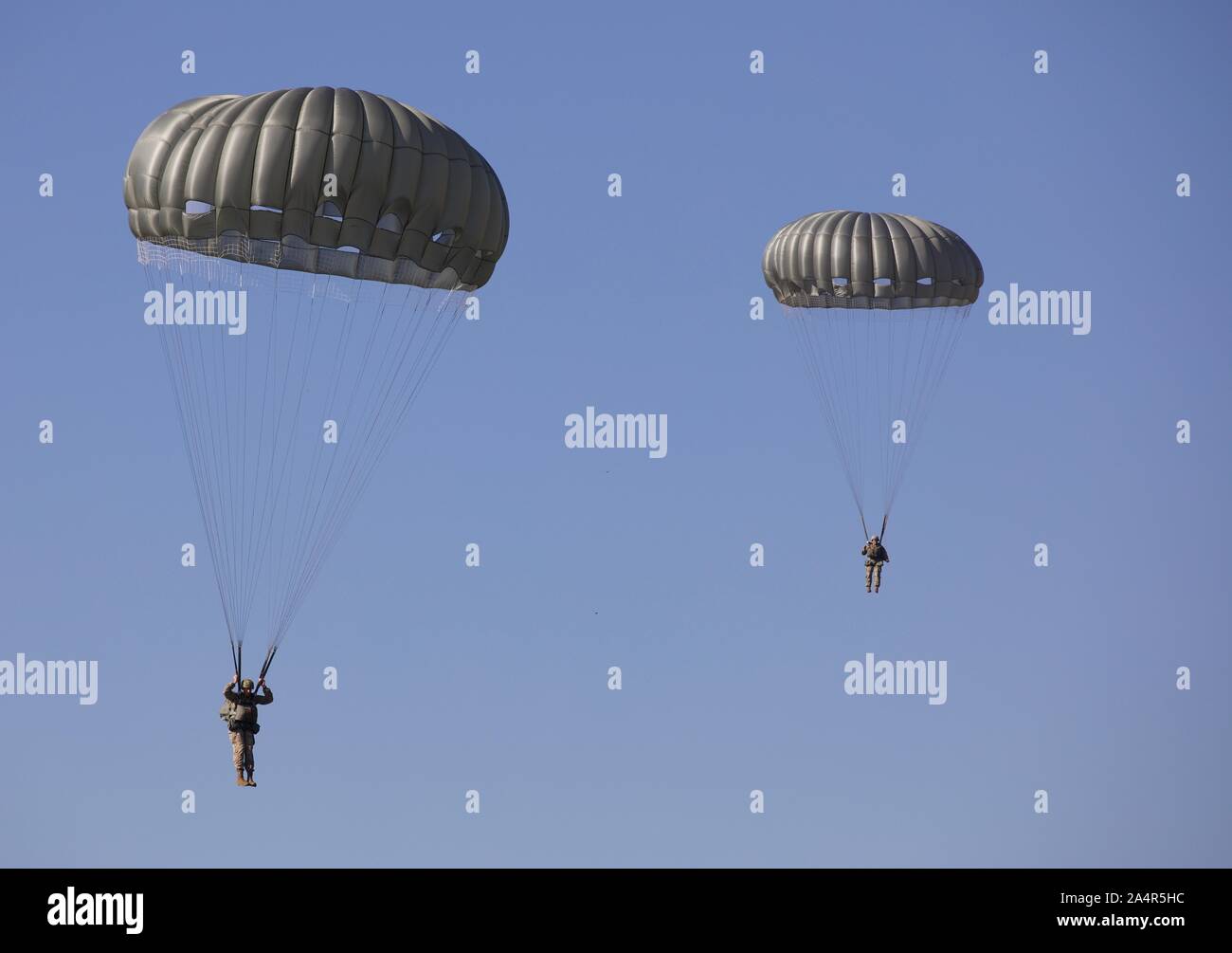 Two U.S. Army Rangers, assigned to the 5th Ranger Training Battalion ...