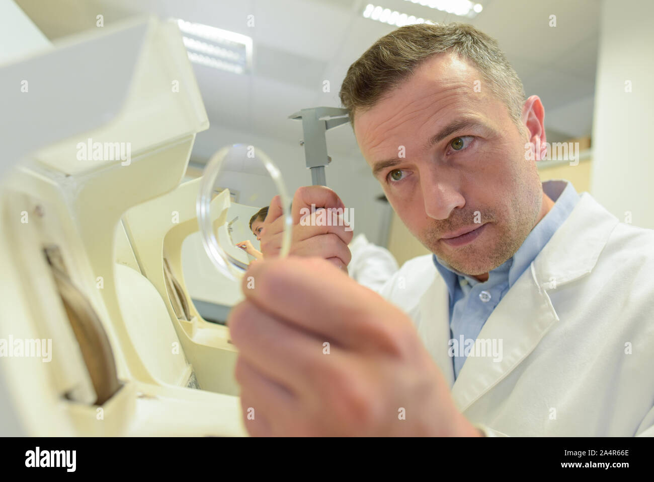 Measuring head caliper hi-res stock photography and images - Alamy