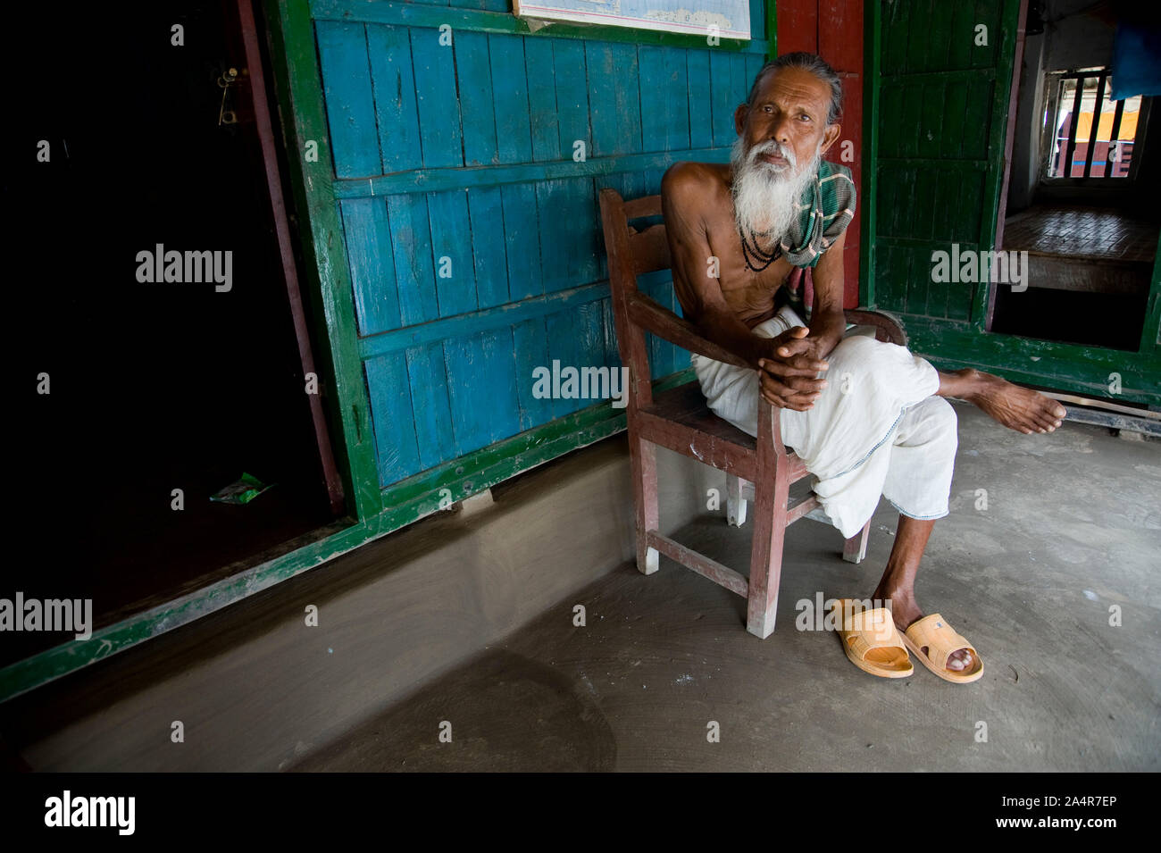 Modelrelease no: 023.Laxman Chandra Mandal, 76, an elderly man posed ...