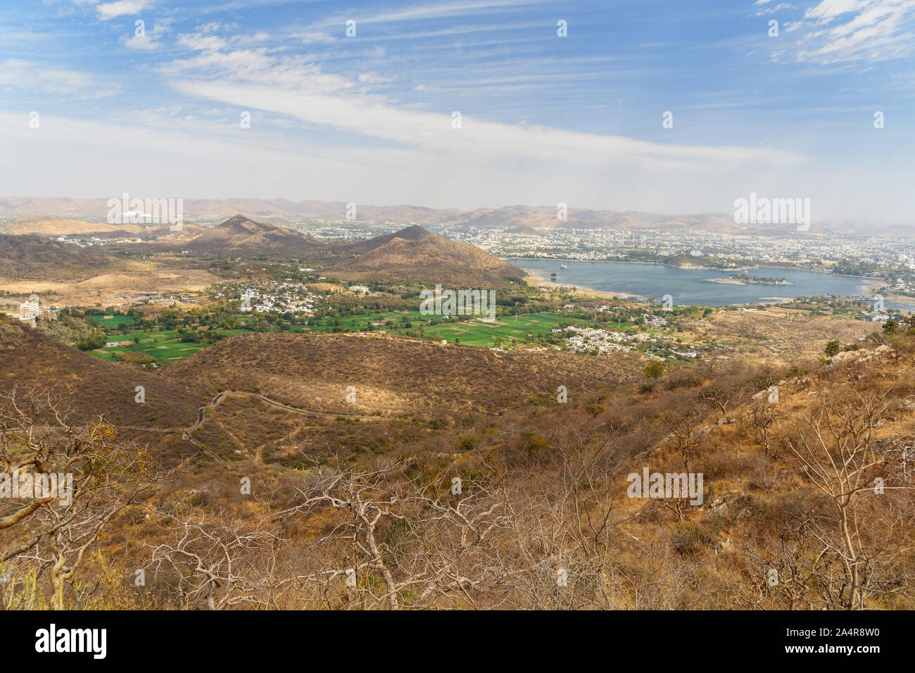 View of Udaipur city and Fateh Sagar lake from Monsoon Palace ...
