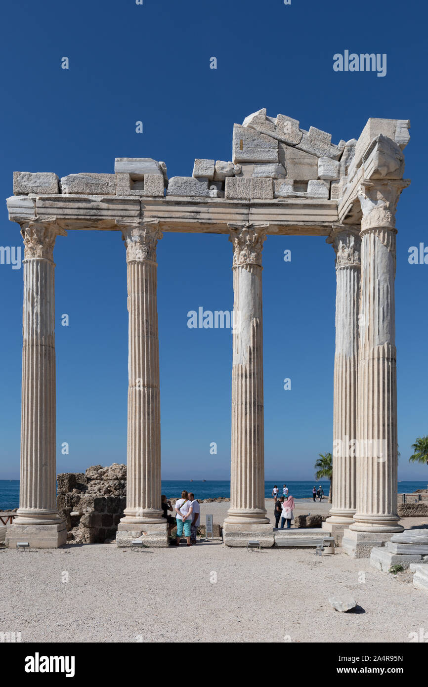 Corinthian Column High Resolution Stock Photography and Images - Alamy