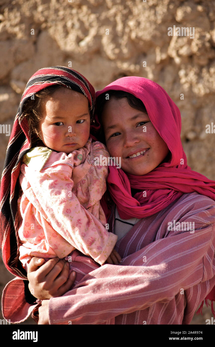 Happy afghan kids hi-res stock photography and images - Alamy