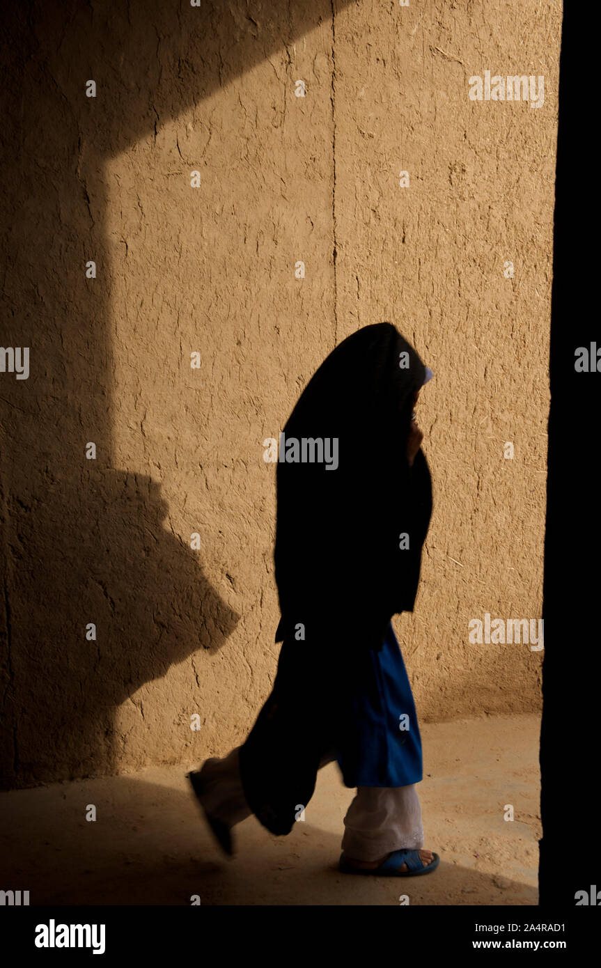 Afghan Woman In Burqa High Resolution Stock Photography and Images - Alamy