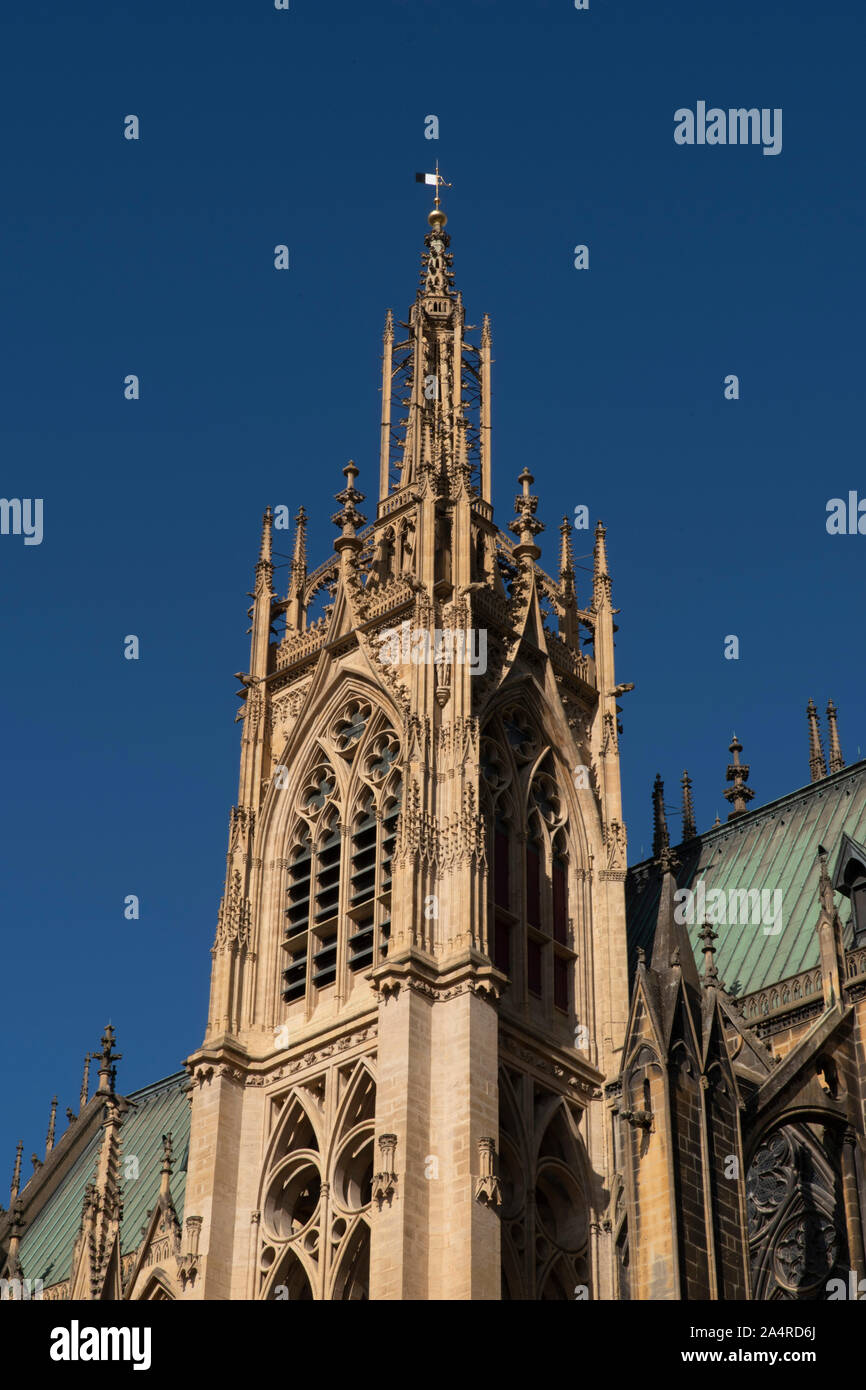 Architecture of Metz Cathedral Stock Photo - Alamy