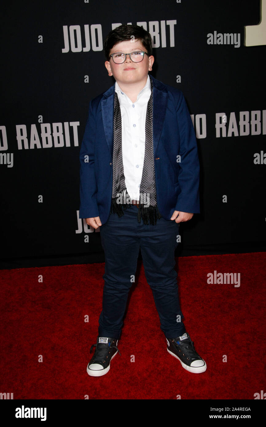 Los Angeles, Ca. 15th Oct, 2019. Archie Yates arrives at the Premiere ...