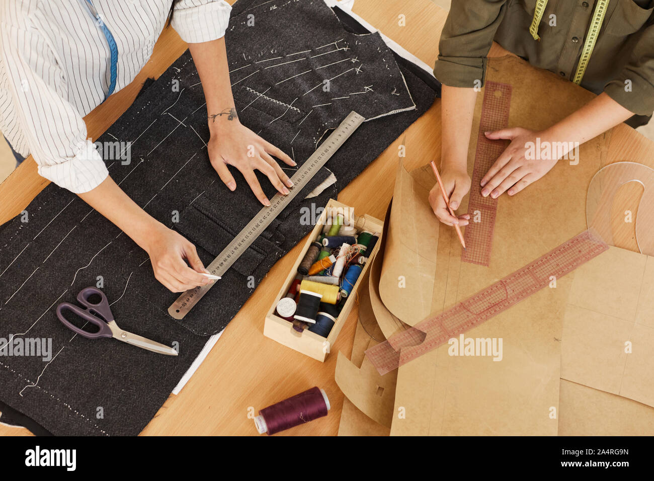 Drawing up patterns hi-res stock photography and images - Alamy
