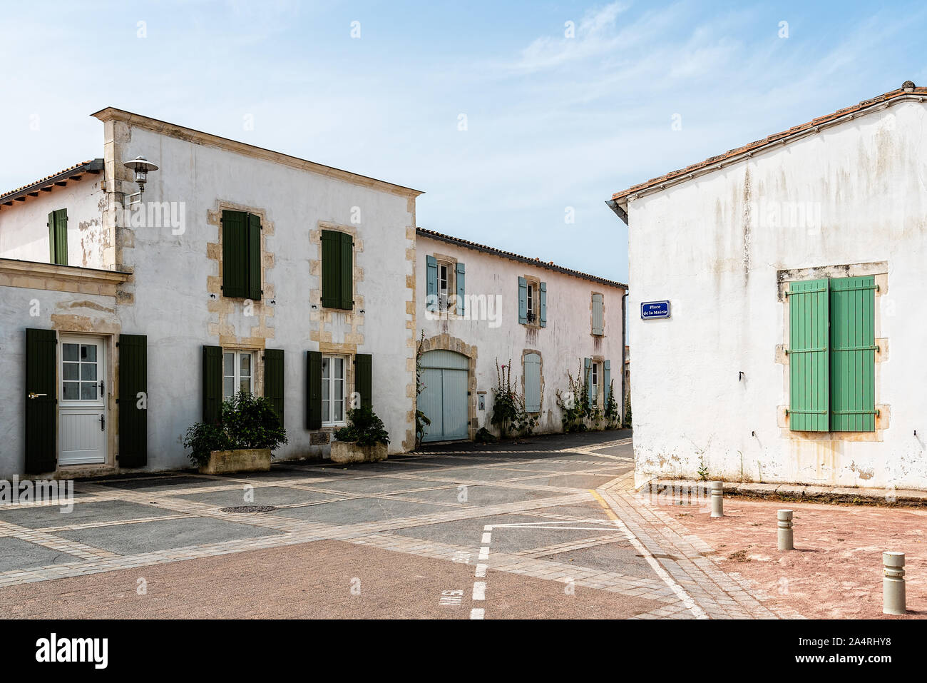 Loix village hi-res stock photography and images - Alamy
