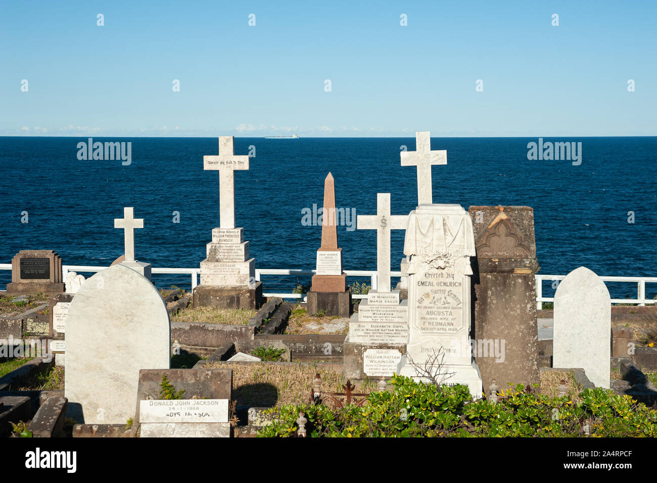 24.09.2019, Sydney, New South Wales, Australia - Graves at Waverley ...