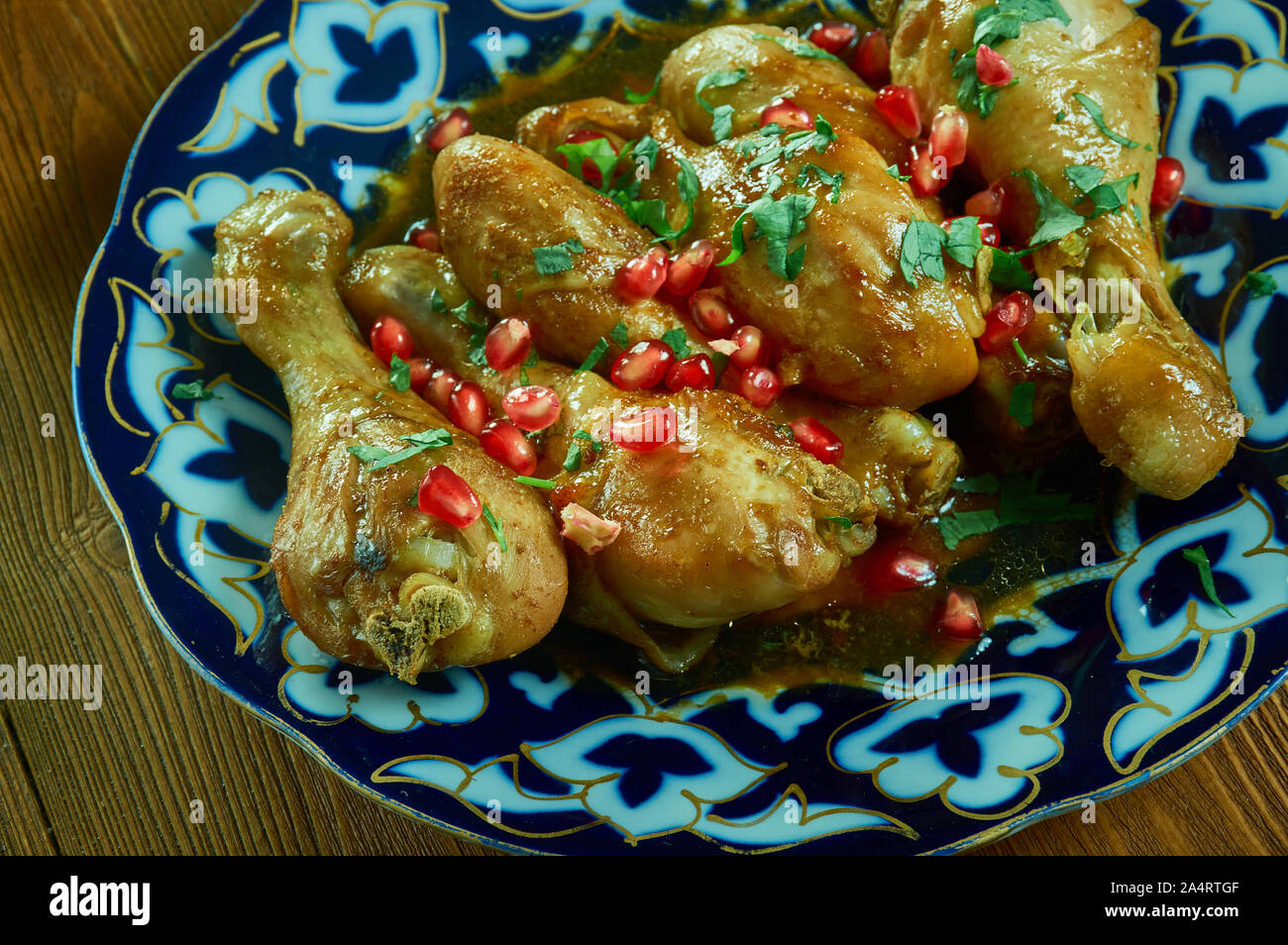 Fesenjoon - Iranian stew with pomegranate paste and ground walnuts ...