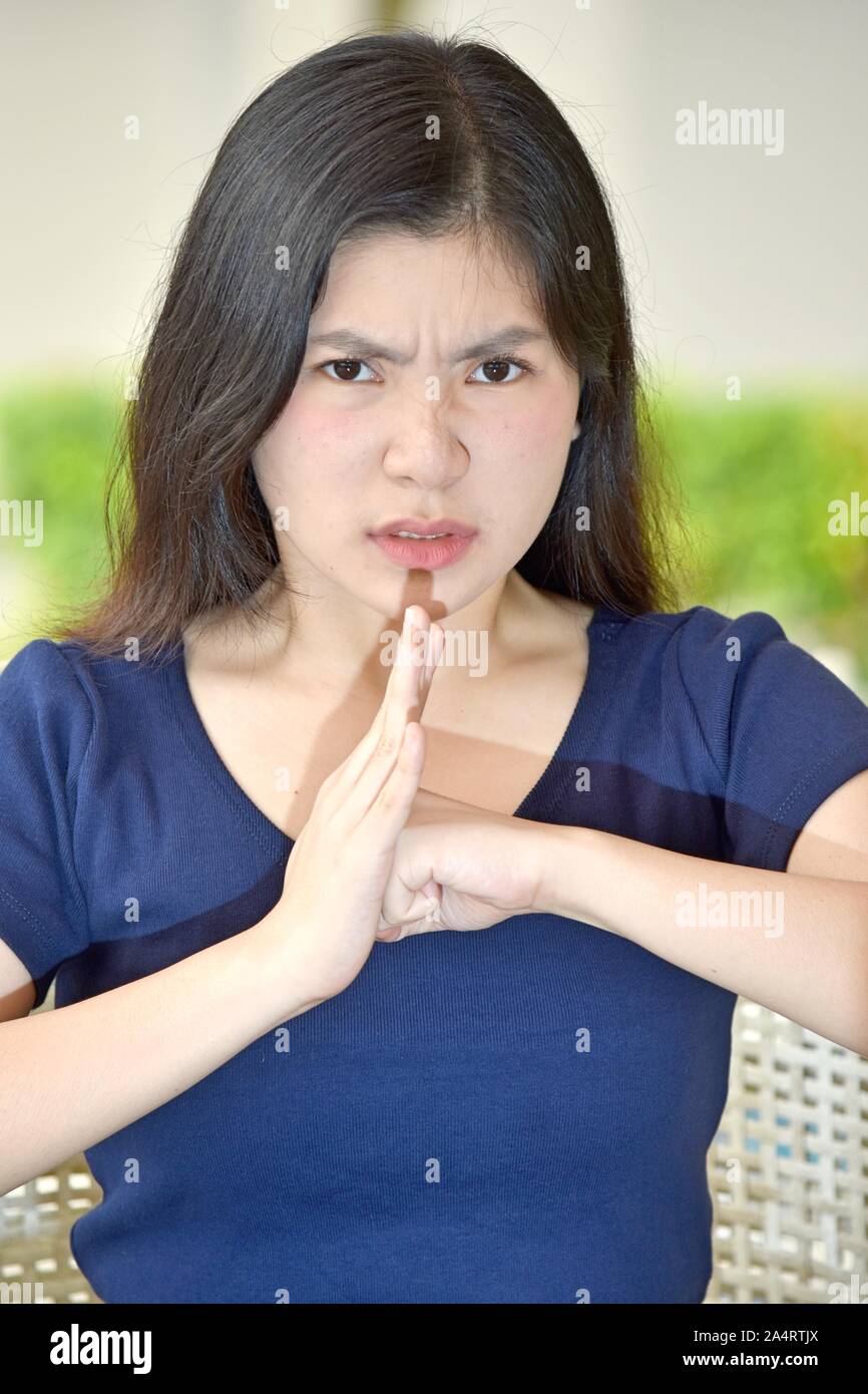 Chinese angry hi-res stock photography and images - Alamy