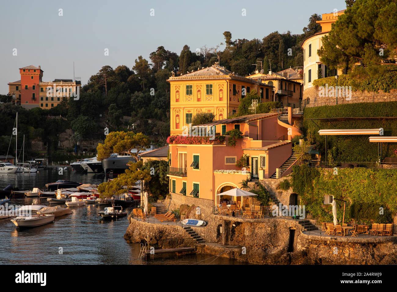 Colourful houses portofino hi-res stock photography and images - Alamy