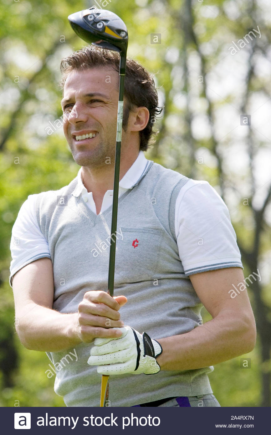 Golf Cup High Resolution Stock Photography and Images - Alamy