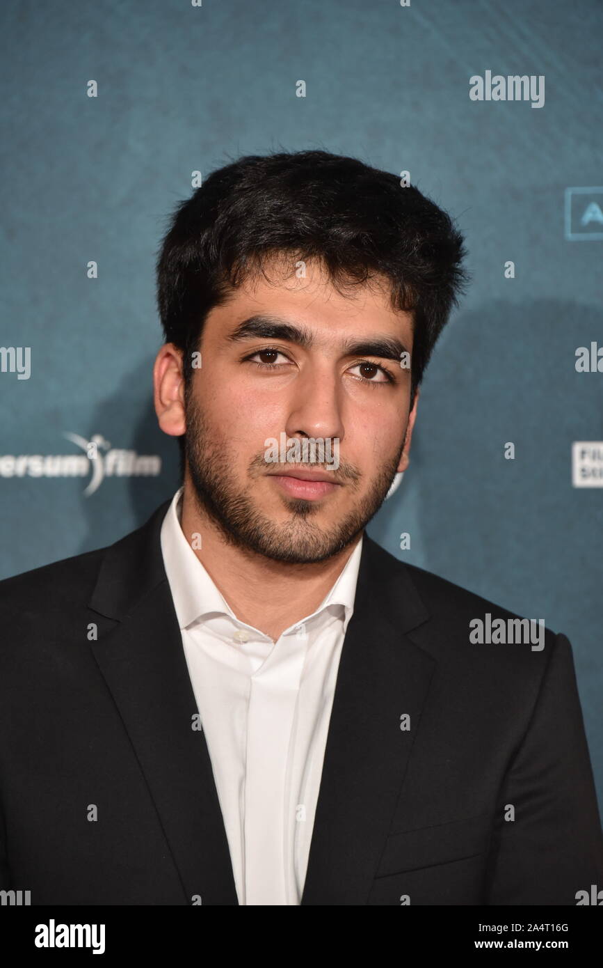 Cologne, Germany. 14th Oct, 2019. The actor Omid Memar comes to the ...