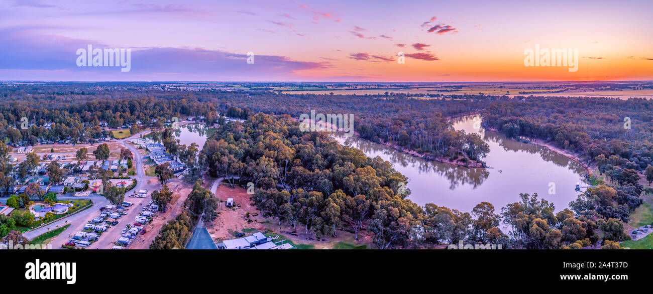 Murray river holiday park hi-res stock photography and images - Alamy