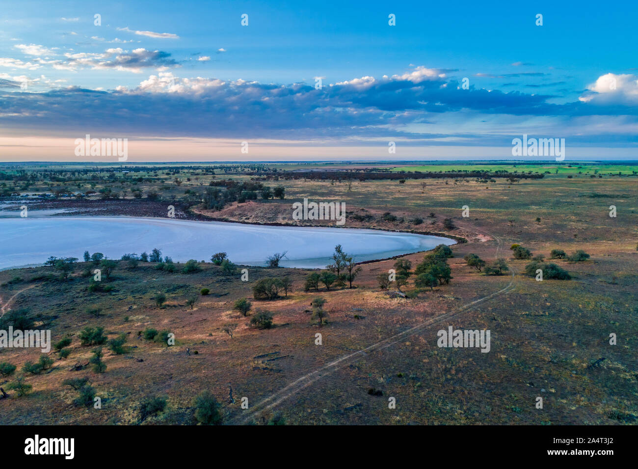Desert australia dusk hi-res stock photography and images - Alamy