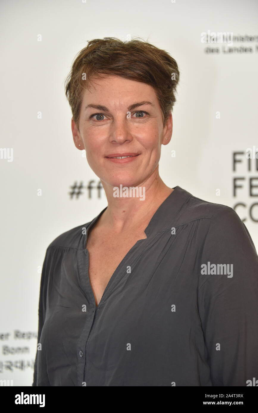 Cologne, Germany. 15th Oct, 2019. The actress Victoria Mayer comes to ...