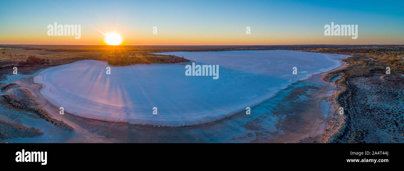 Beautiful wide landscape in desert hi-res stock photography and images ...