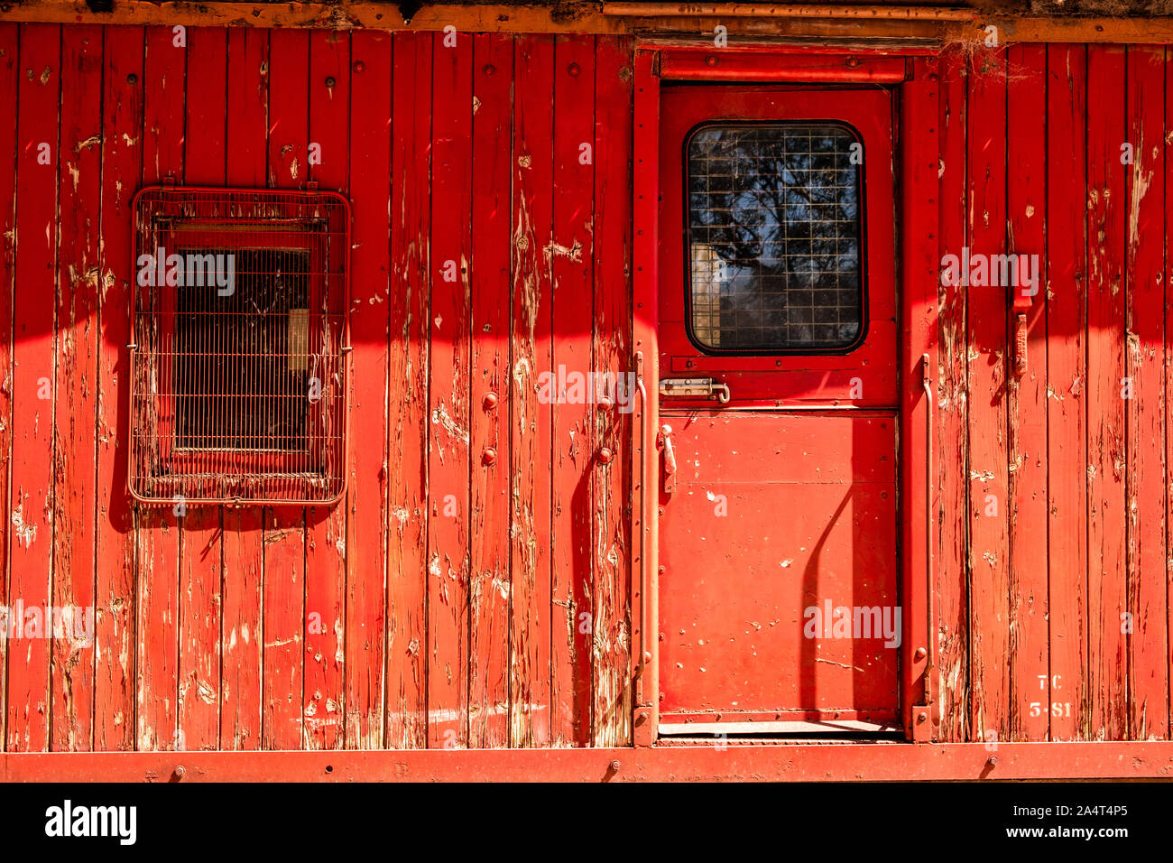 Train peeling paint hi-res stock photography and images - Alamy