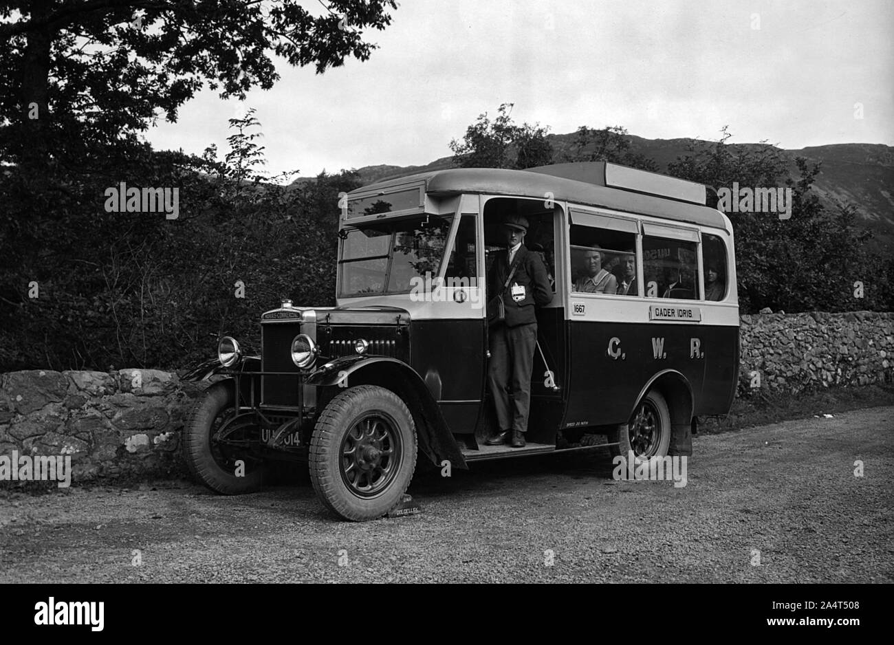 Morris commercial vehicle hi-res stock photography and images - Alamy
