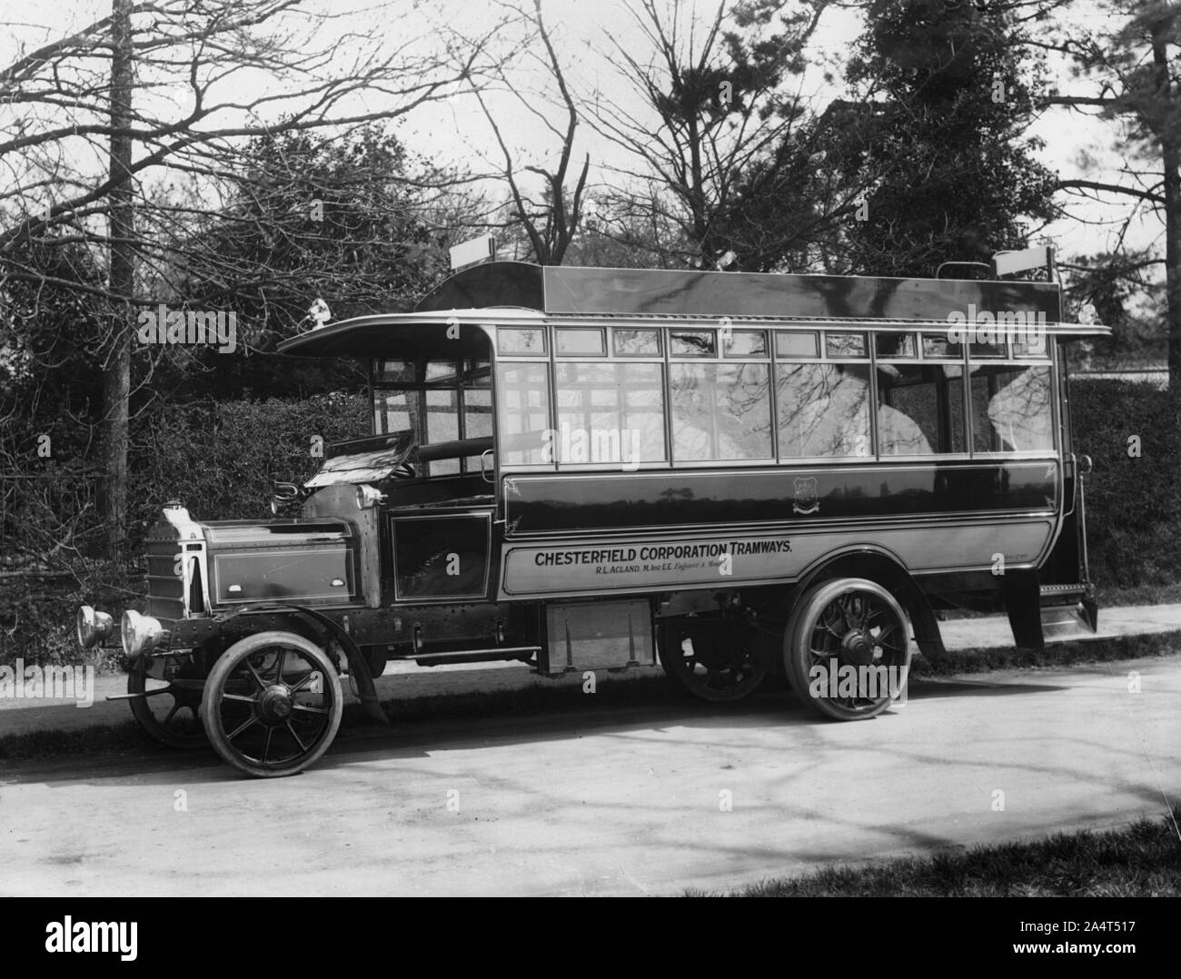 1914 bus hi-res stock photography and images - Alamy